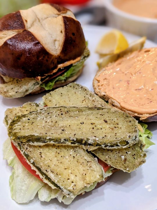 Vegan Fried Pickles - Does It Vegan?